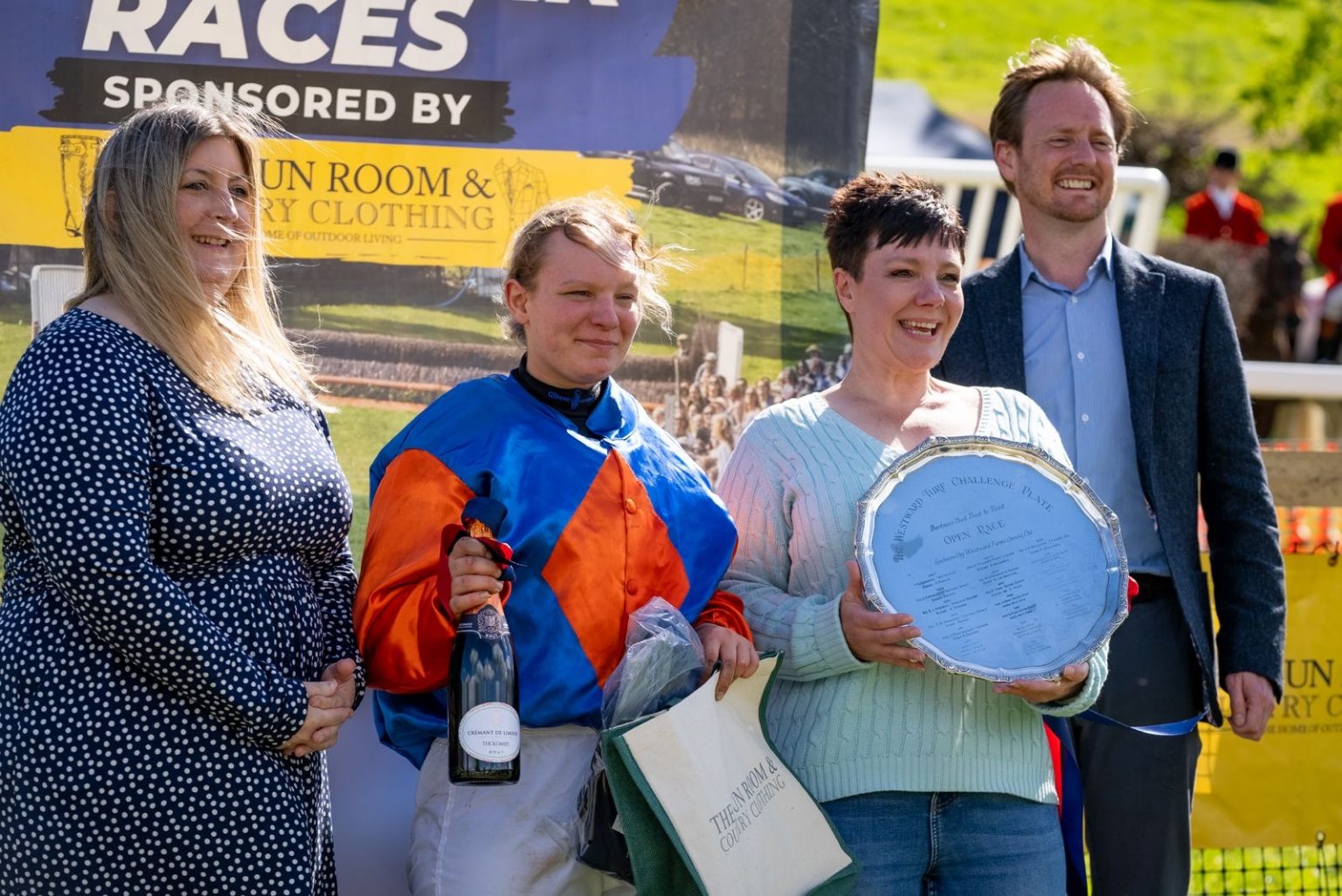 Max Comley Racing - Horse Trainer